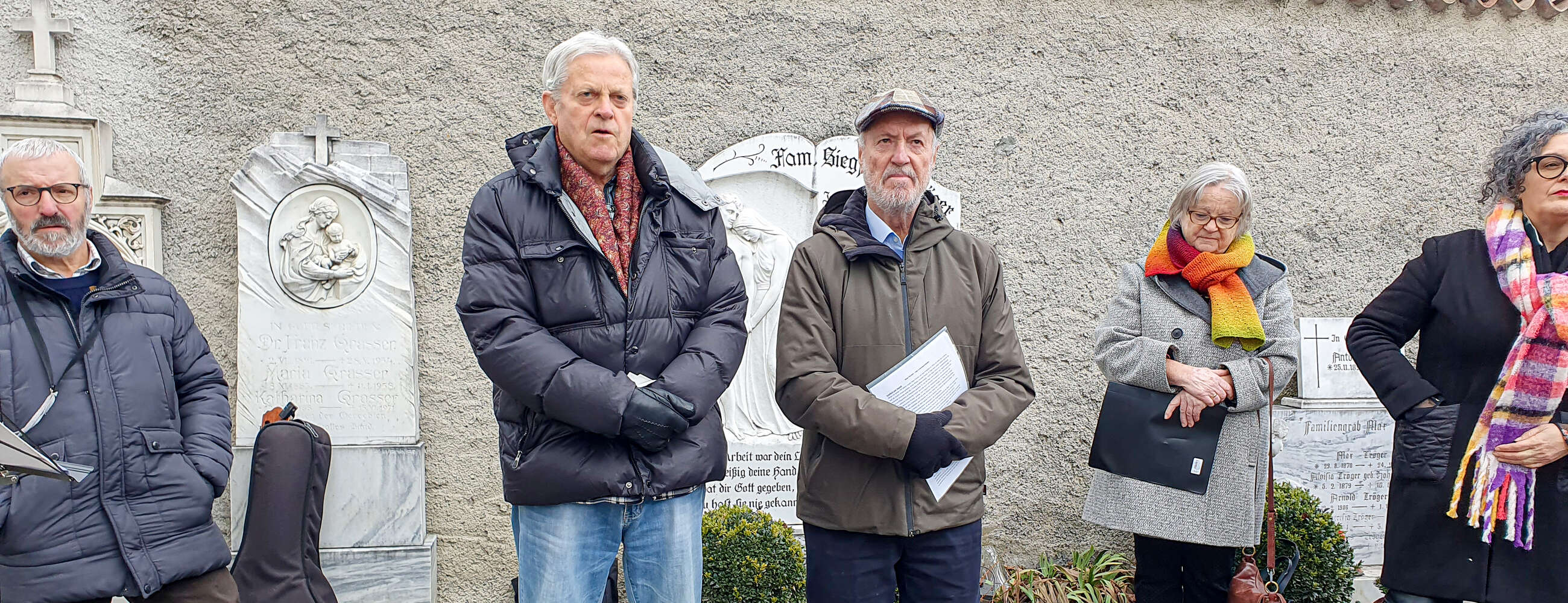 Gesellschaft - Gedenktafel für Johann Pircher - der Vinschger
