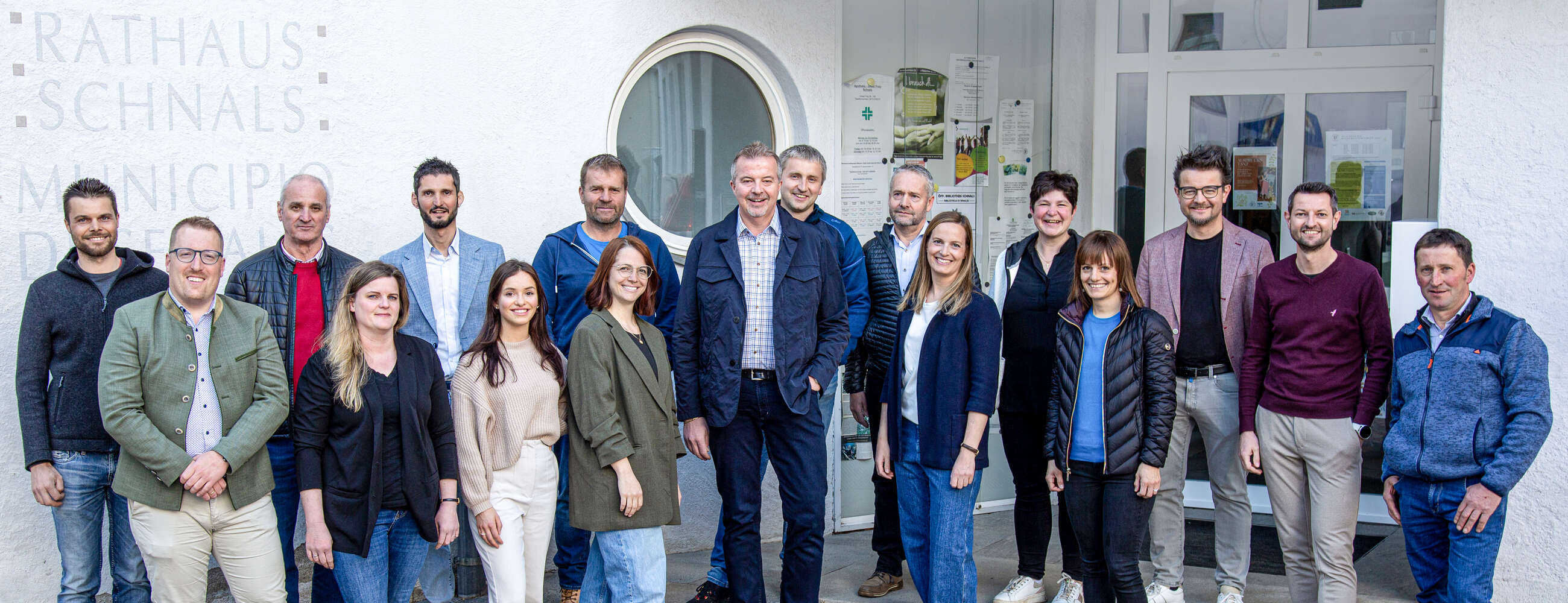 Gesellschaft - 11 neue Gesichter und 9 bewährte Kräfte - der Vinschger