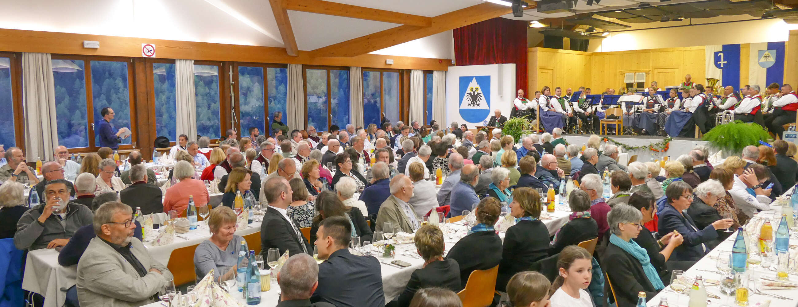 Gesellschaft - 50 Jahre Freundschaft über Grenzen hinweg - der Vinschger