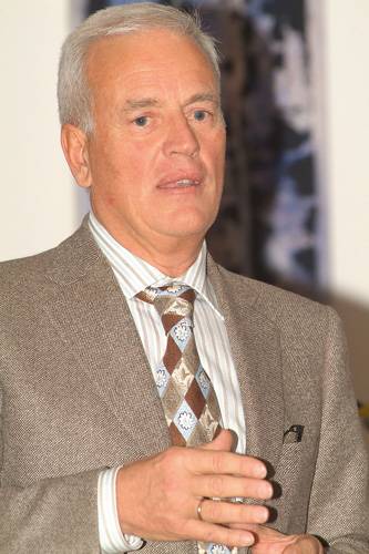 Lokales - Geehrt wurde ein Großer ­seines Faches - der Vinschger